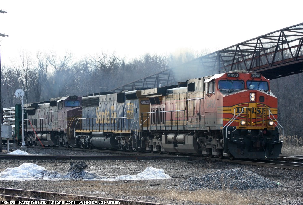 BNSF 5498
